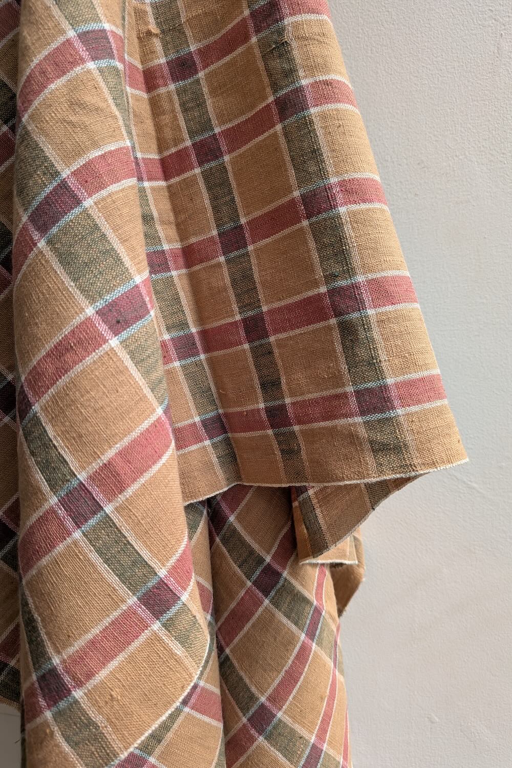 Organically grown, natural coloured brown cotton fabric - Kandu