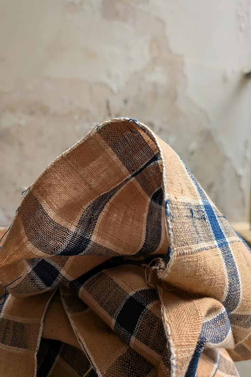 Organically grown, natural coloured brown cotton fabric - Kandu